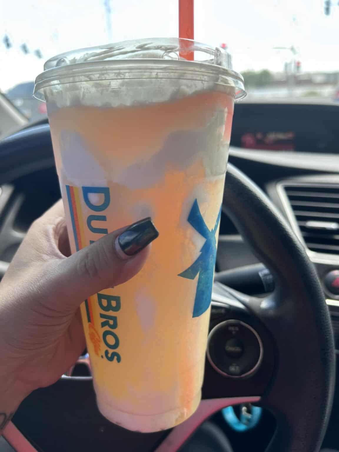 23 Refreshing Dutch Bros Lemonade Drinks That You'll Love