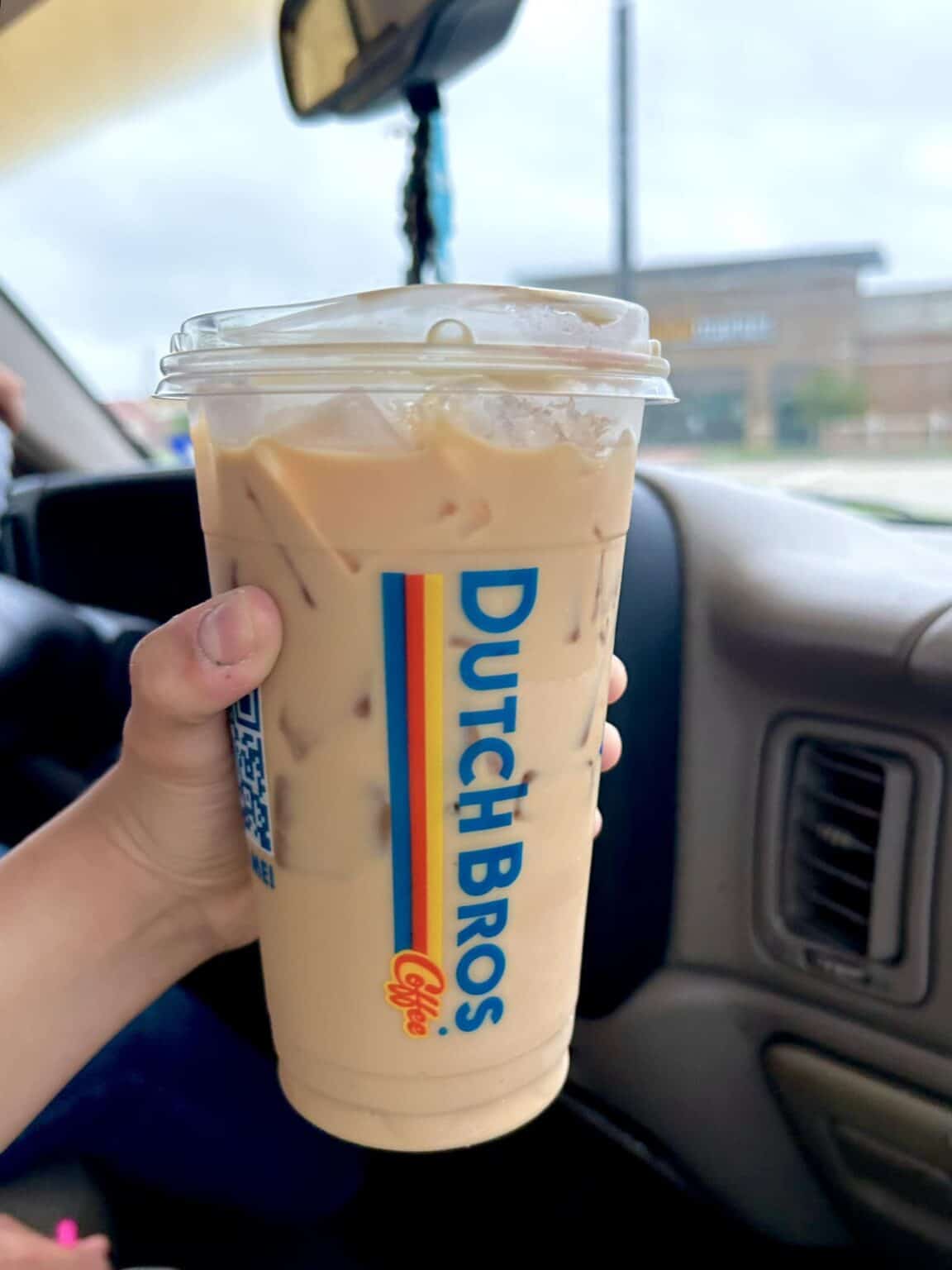 23 Dutch Bros Low-Calorie Drinks To Enjoy Guilt-Free - Bean Leaf Cup