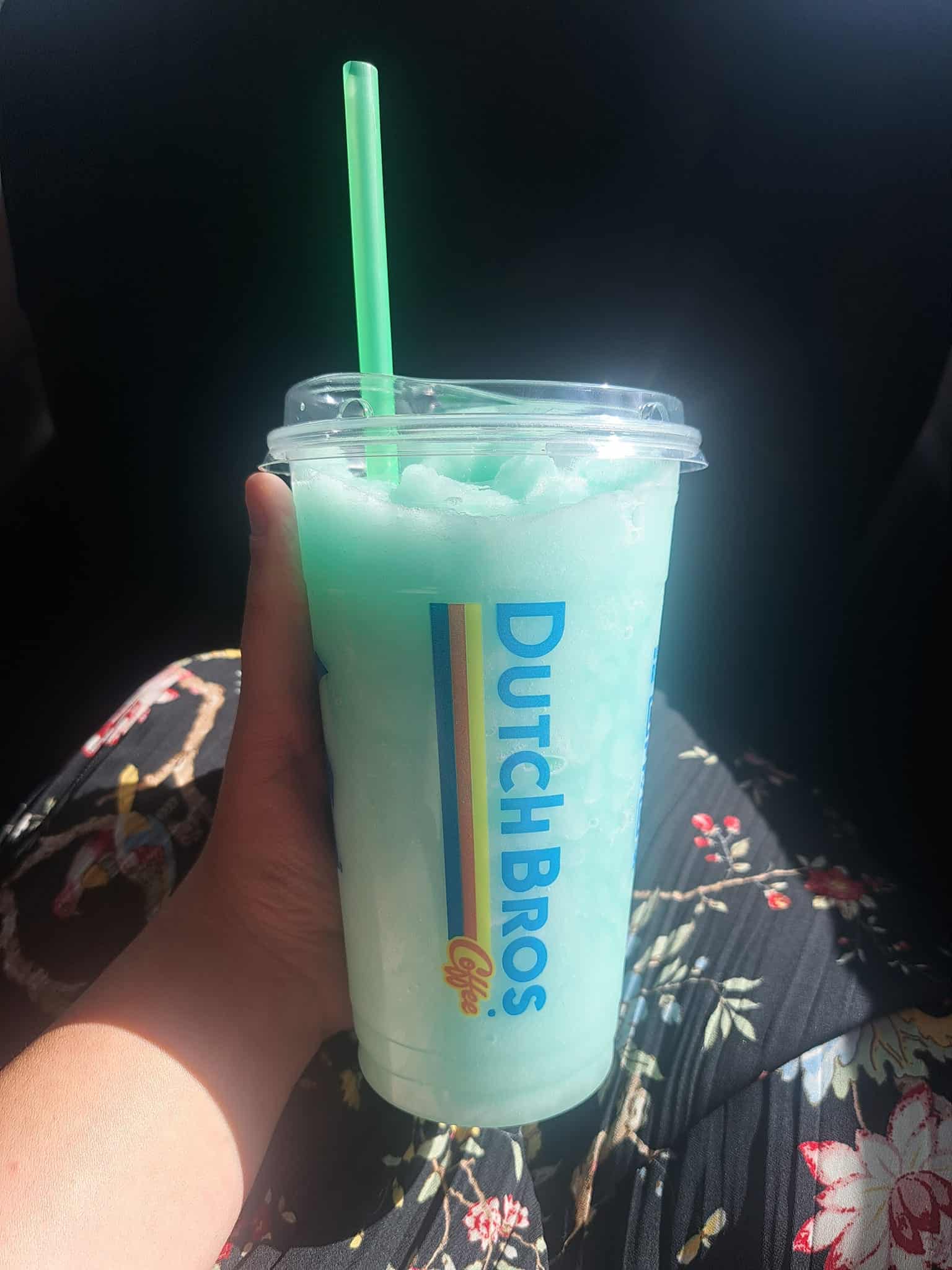 23 Refreshing Dutch Bros Lemonade Drinks That You'll Love