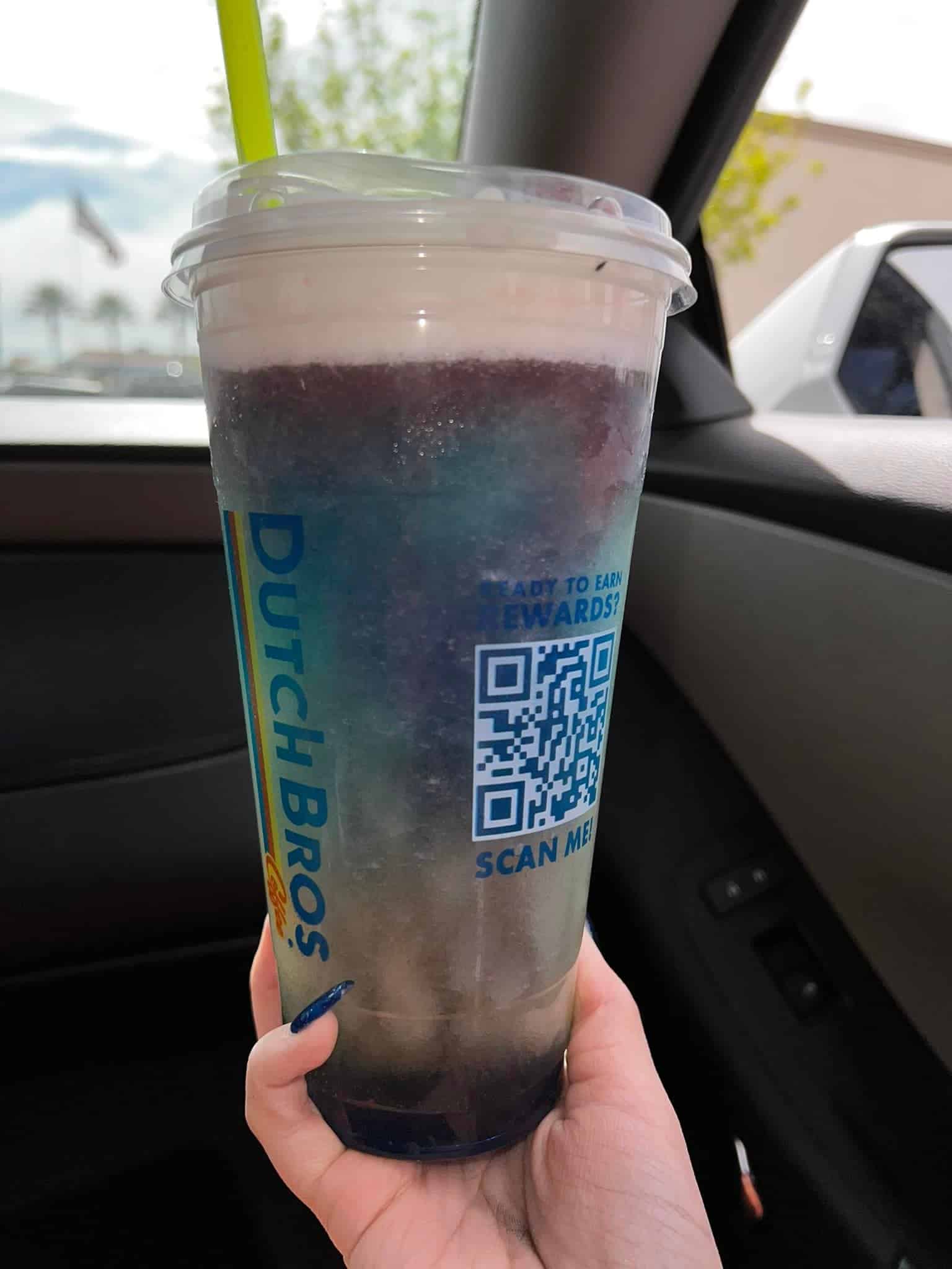 23 Refreshing Dutch Bros Lemonade Drinks That You'll Love