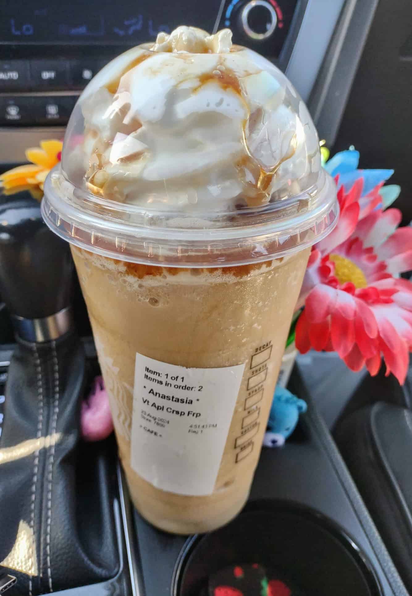 15 Best Starbucks Apple Drinks That Bring Autumn to Your Cup