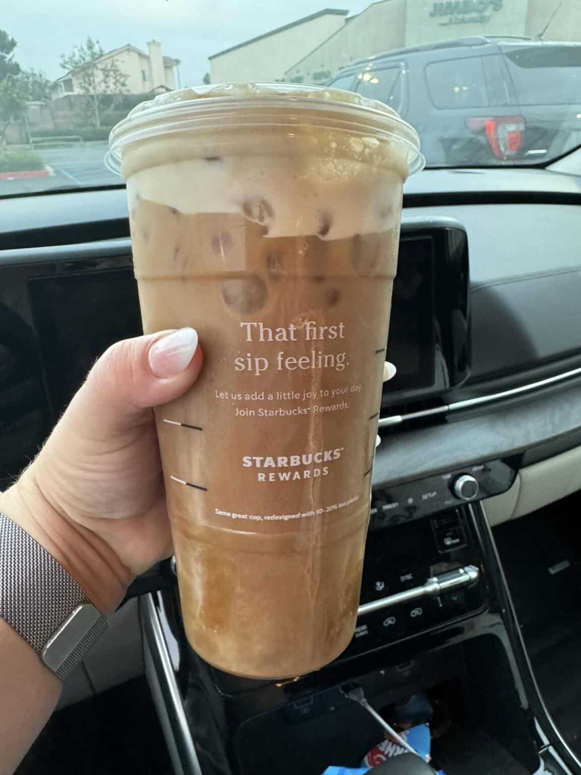 15 Best Starbucks Apple Drinks That Bring Autumn to Your Cup