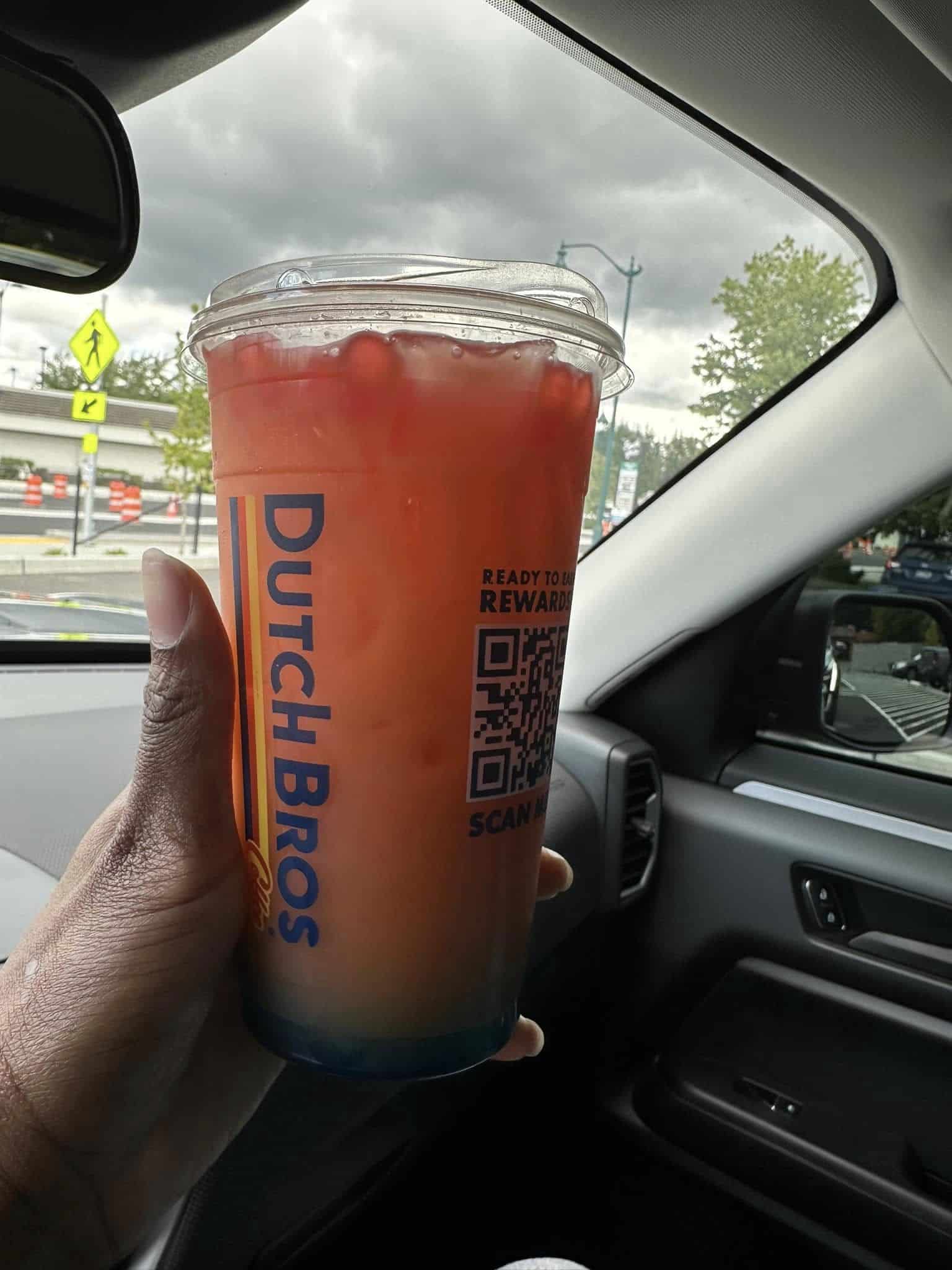 18 Best Dutch Bros Tea Drinks That Will Satisfy Your Thirst