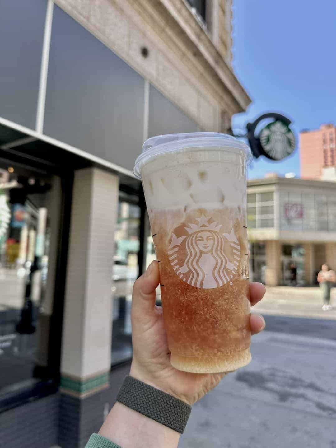 15 Best Starbucks Apple Drinks That Bring Autumn to Your Cup