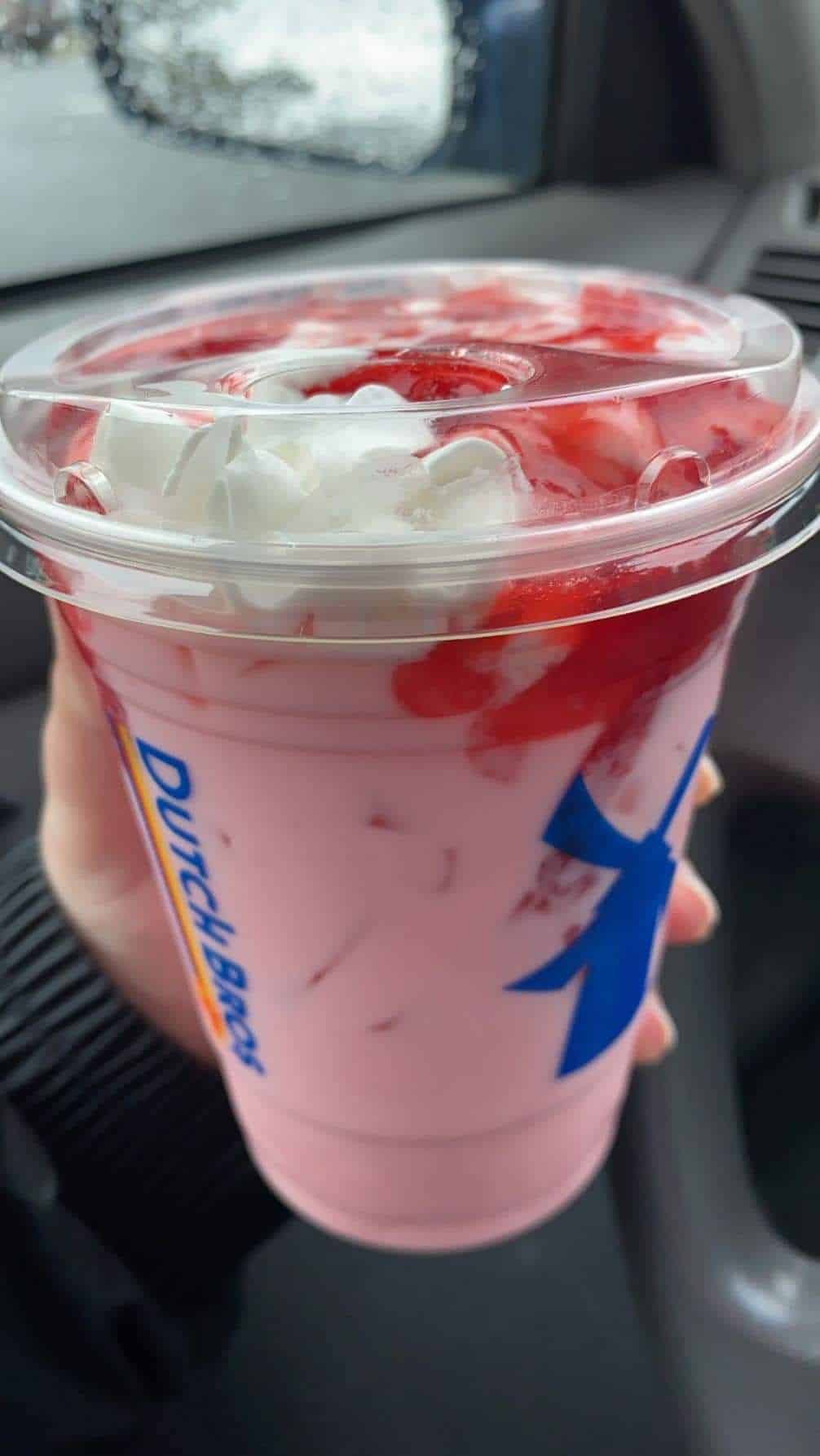 19 Nutty Dutch Bros White Coffee Drinks (Delightfully Rich!)