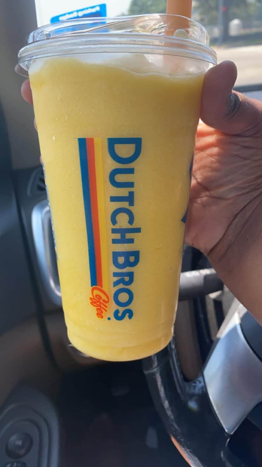 13 Best Dutch Bros Smoothies That Are Irresistibly Flavorful