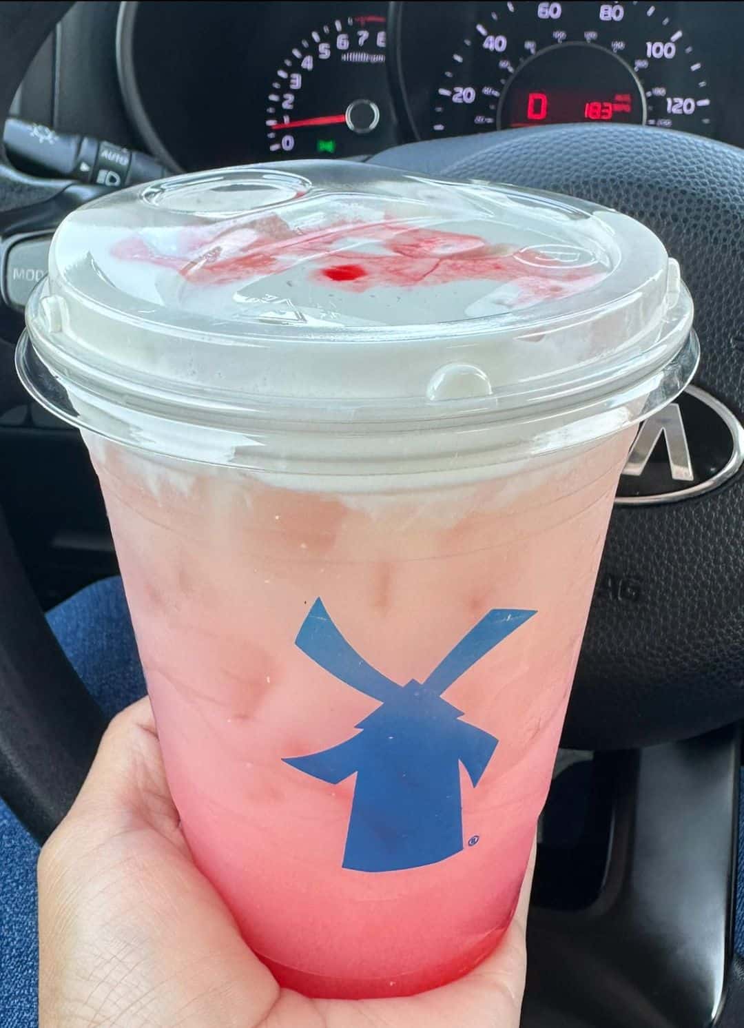 18 Best Dutch Bros Tea Drinks That Will Satisfy Your Thirst